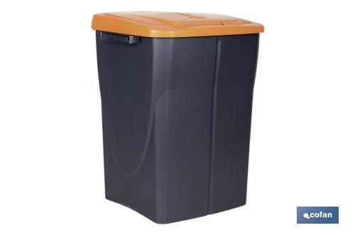 Cubo de basura naranja para reciclar residuos orgánicos | Tres medidas ...