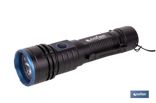 Linterna LED de alta potencia (2000 lm) y 150 m de alcance. 5 funciones ...